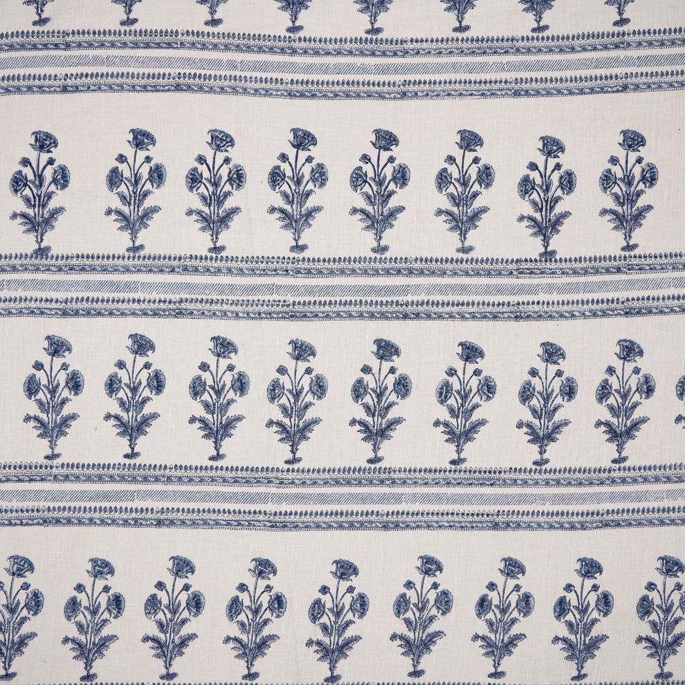 Victorian fabrics imbue rooms with a sense of historical sophistication ...